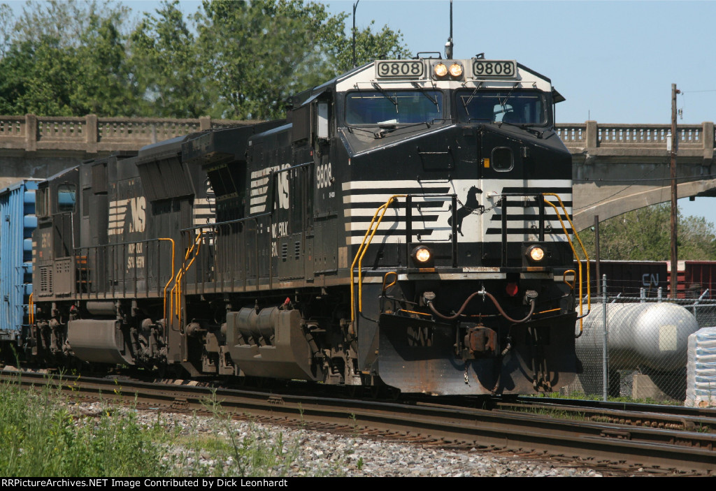 NS 9808